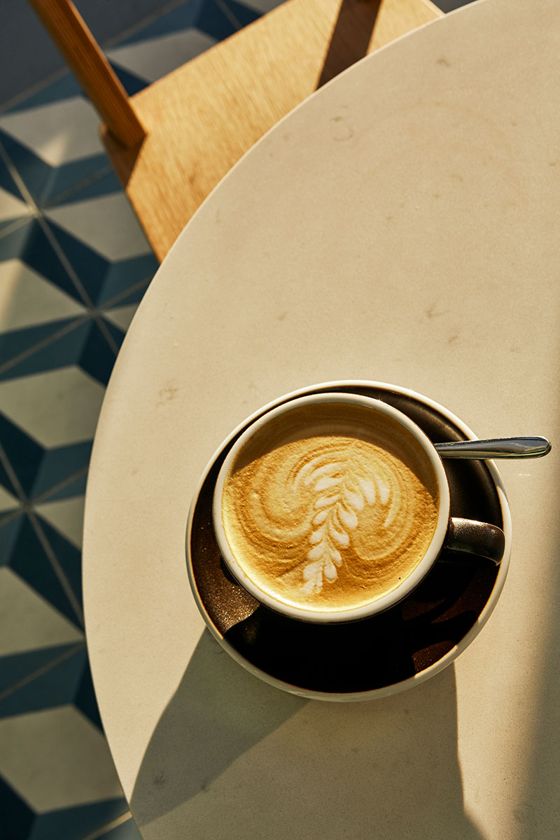 Guide to Restaurant Bar Countertops | Caesarstone